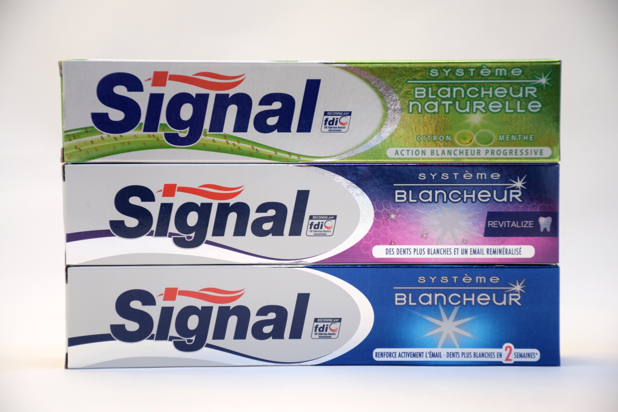 La gamme Système Blancheur de Signal - Meilleur Dentifrice
